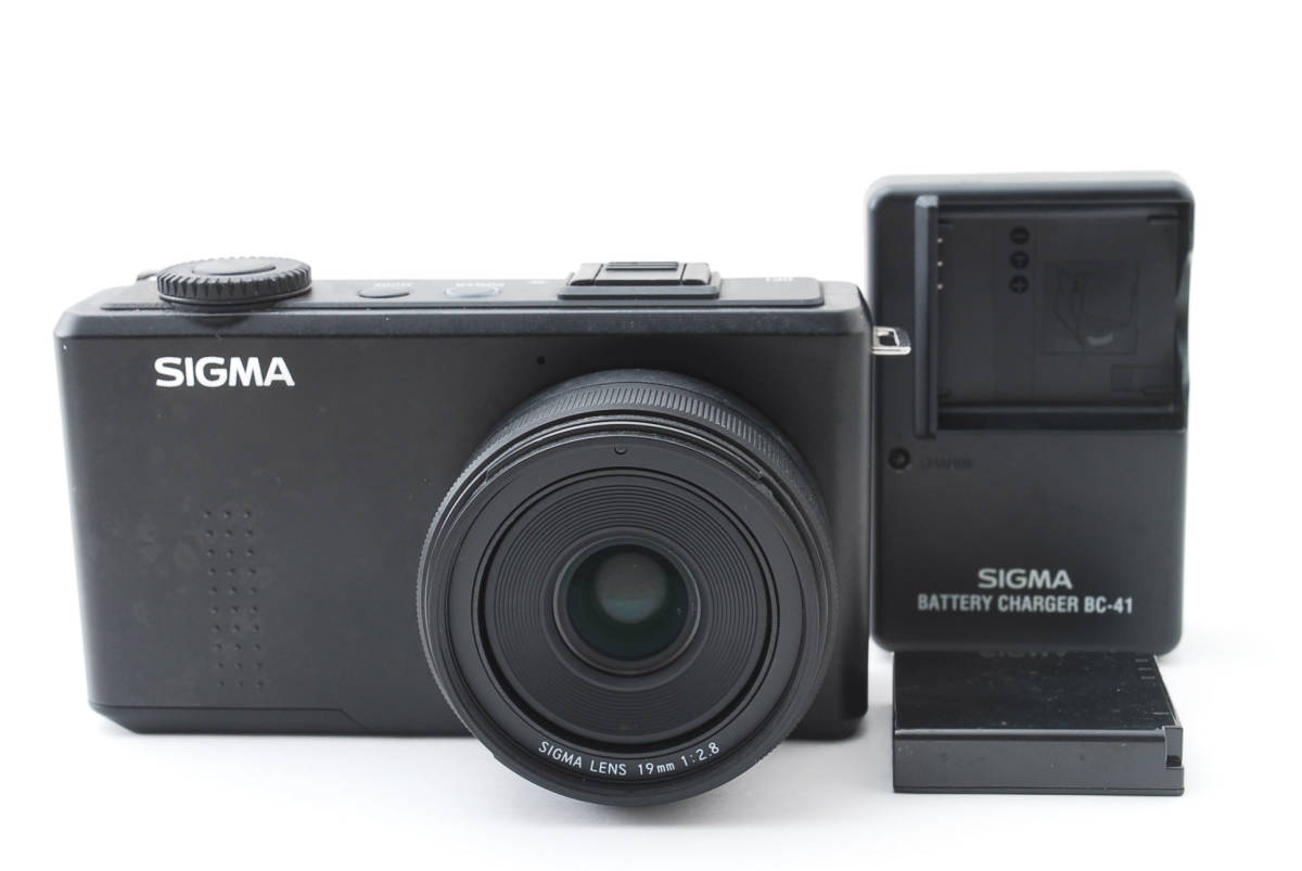 機種 シグマ SIGMA DP1 Merrill コンパクトデジタルカメラ(シグマ)｜売買されたオークション情報、yahooの商品情報をアーカイブ公開 - オークファン（aucfan.com）