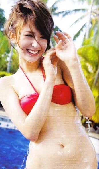 代購代標第一品牌－樂淘letao－リア・ディゾン 写真集 『 ハロリア! 』 美品