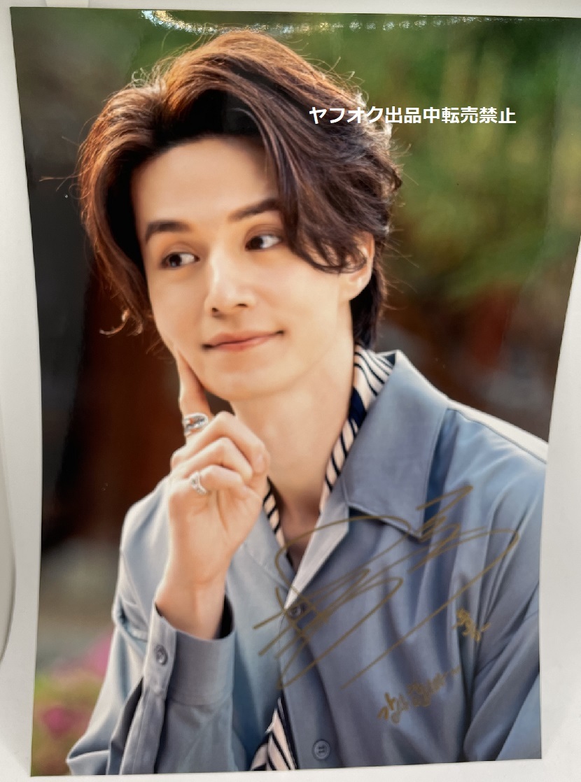 Yahoo!オークション - イ・ドンウク 直筆サイン入り A4サイズ写真 コメ...