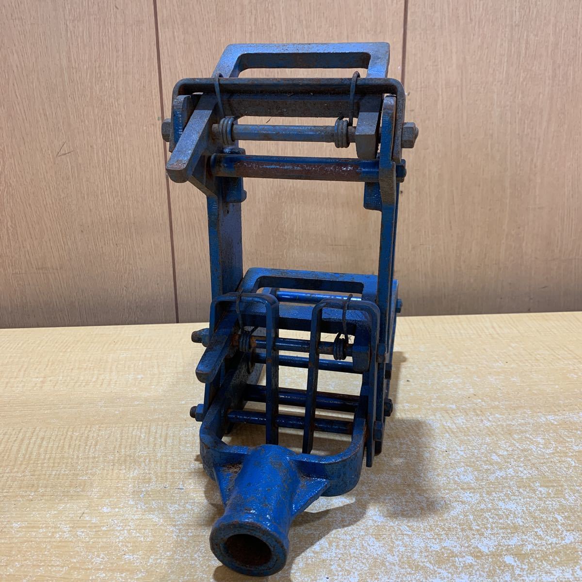 Yahoo!オークション - M 壁起こしジャッキ 1/2ton 500kg