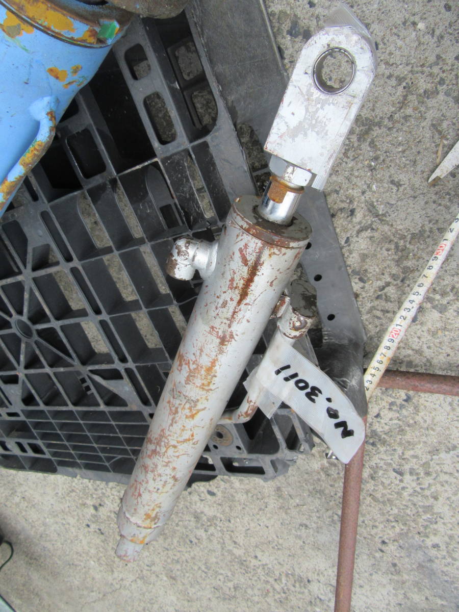 Yahoo!オークション - 油谷 №3011 シリンダー 径25㎜ 全長585㎜ ピン...