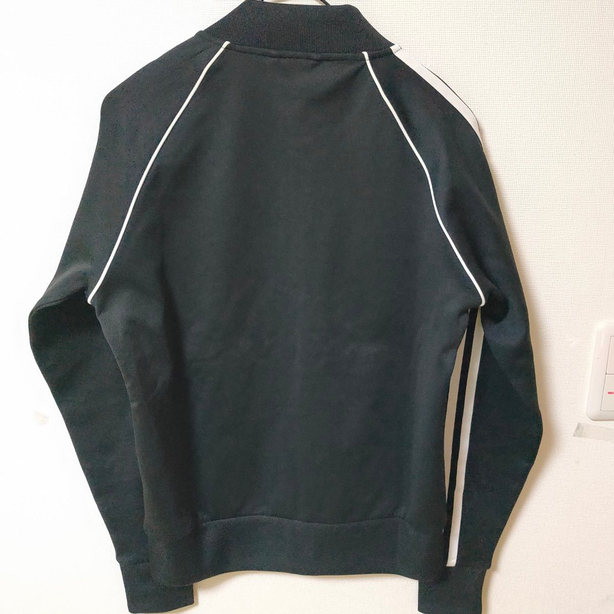 adidas あのちゃん着用 黒 スーパースター トラックトップ adidas あのちゃん着用 黒 スーパースター トラックトップ