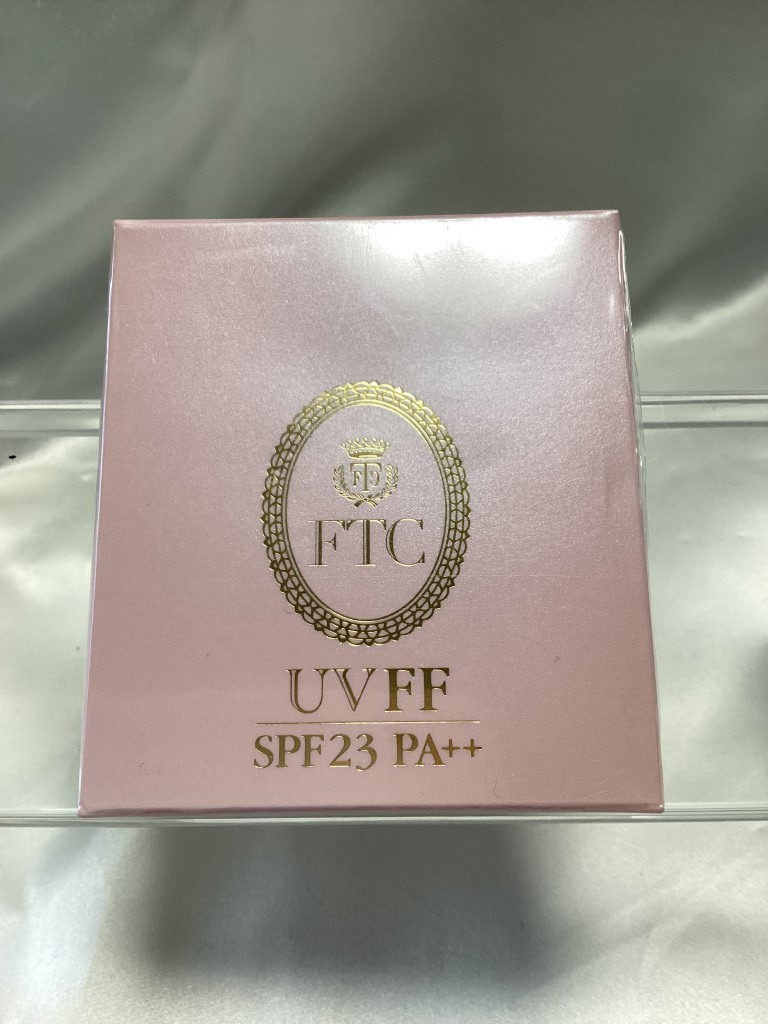 Yahoo!オークション - U07031 FTC UV FFパウダー (限定ケース) トラン...