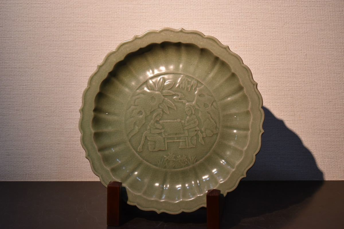 Yahoo!オークション - 【GE】Z39【コレクター所蔵品】時代 青磁輪花大...