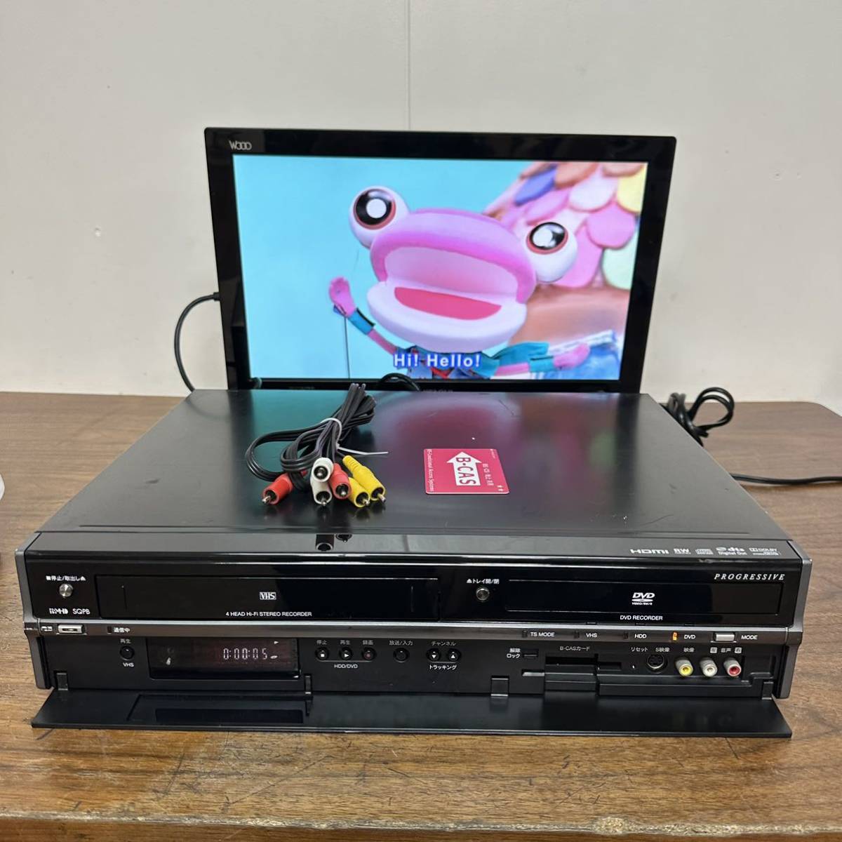 Yahoo!オークション - Y224 DXアンテナ VHS一体型 HDD搭載 ビデオ一体...