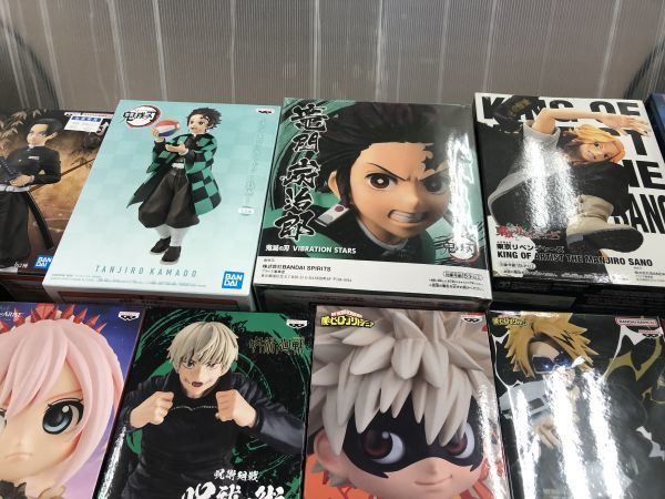 ヤフオク A09 040 0707 054 少年誌 箱フィギュア 40体以上