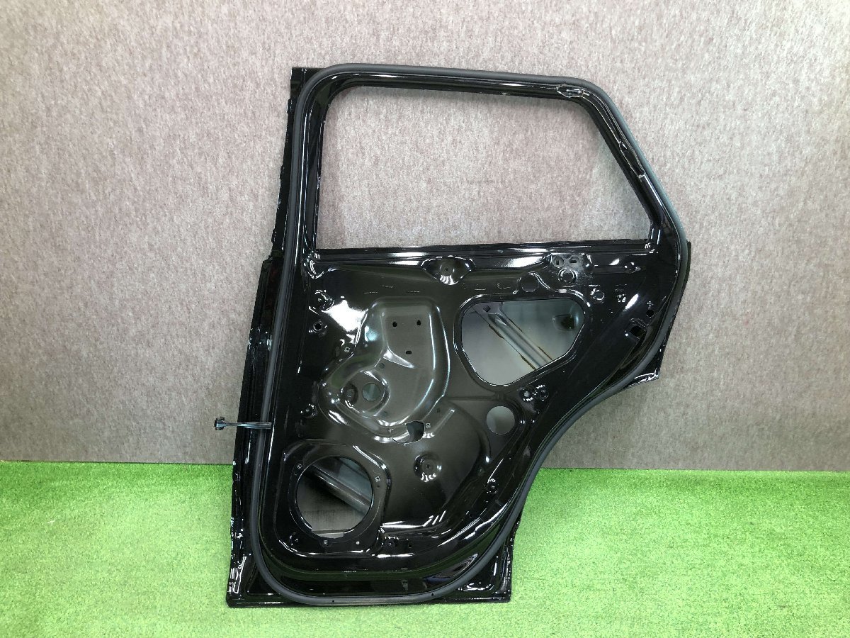 Yahoo!オークション - アウディ Q2 81A ABA-GACZE 右 リアドア