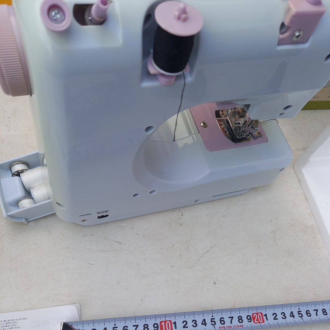 Yahoo!オークション - コンパクトミシン fhsm-505 稼働品 針欠品 ミシ...