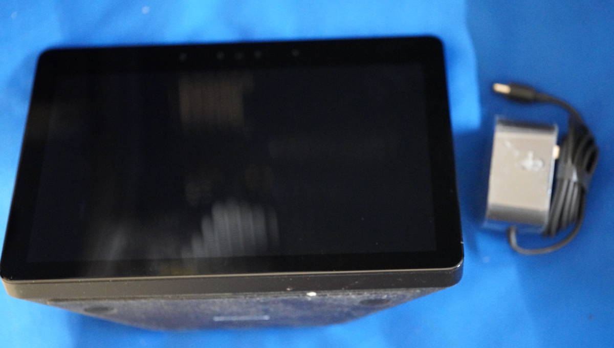 代購代標第一品牌－樂淘letao－Echo Show 10 (エコーショー10) 第2世代 スクリーン付きスマートスピーカーwith Alexaチャコール【正規品】 B07934NYFN