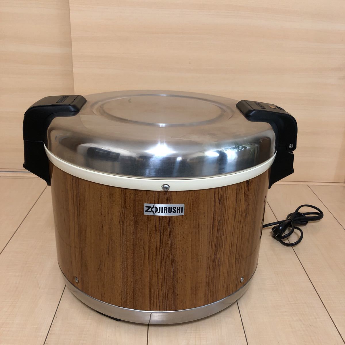 ZOJIRUSHI 象印業務用保温ジャー内容量:6.0L 木目-電鍋–日本 ZOJIRUSHI 象印業務用保温ジャー内容量:6.0L 木目-電鍋–日本