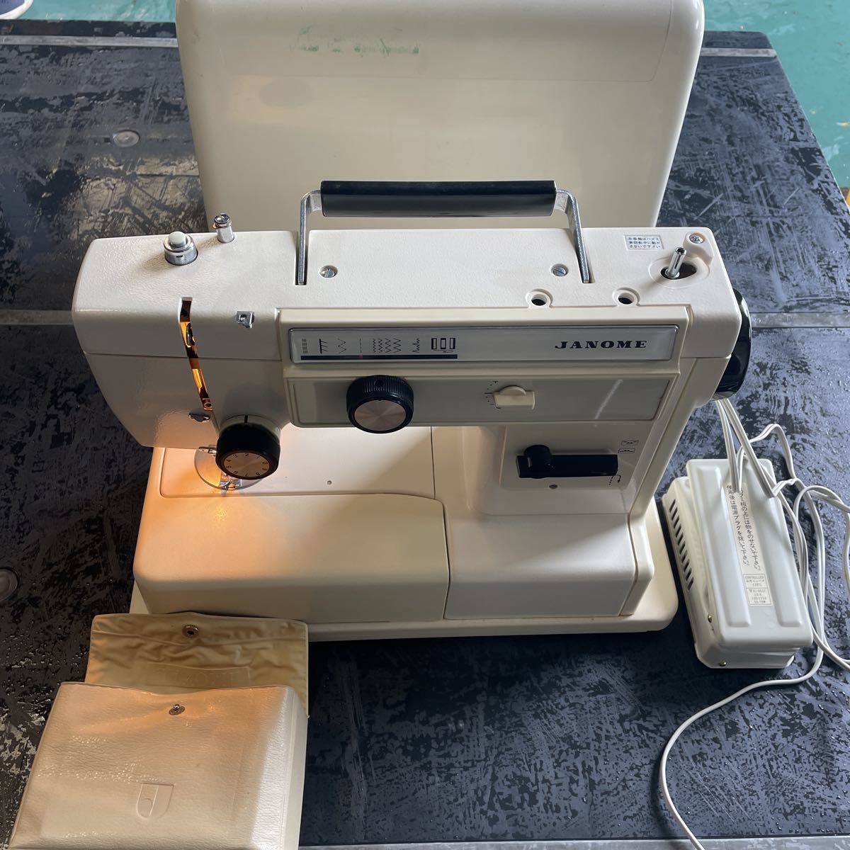 Yahoo!オークション - 通電確認済み ジャノメミシン MODEL 620 フット...
