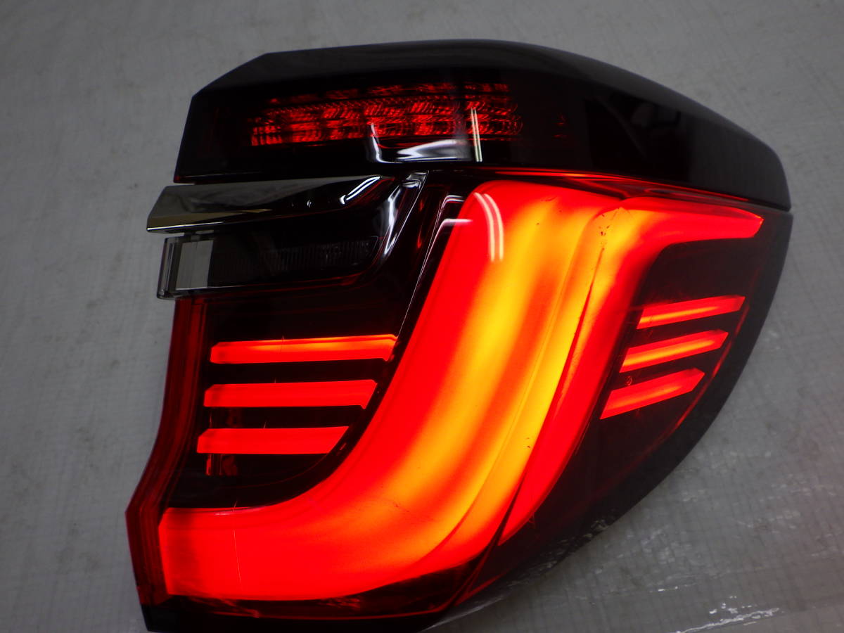 Yahoo!オークション - 後期 RC1/RC2/RC4 オデッセイ 純正 LED 右 テー...