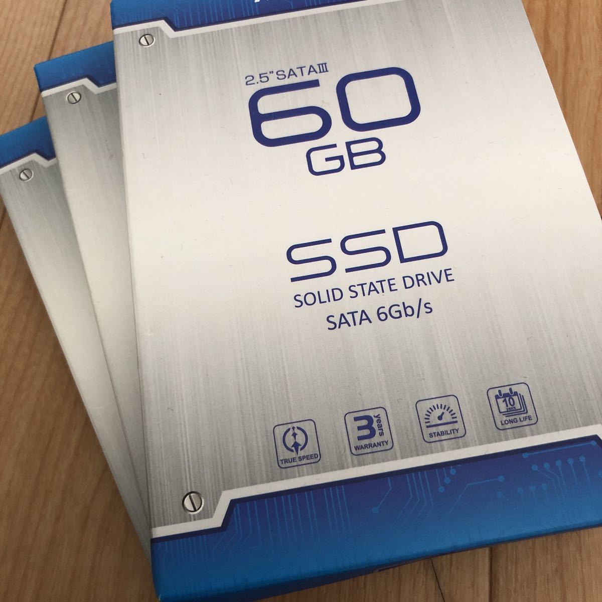 Yahoo!オークション - 未使用 内蔵SSD 60GB HIDISC HDSSD-SMIN60G SATA