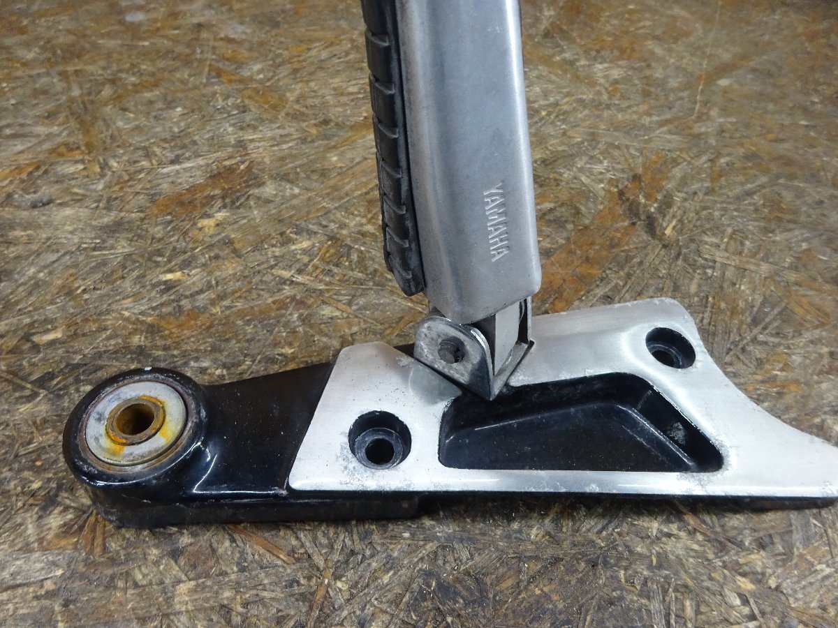 Yahoo!オークション - [Y93]VMAX JYA2LTN04WA014 純正 タンデムステッ...