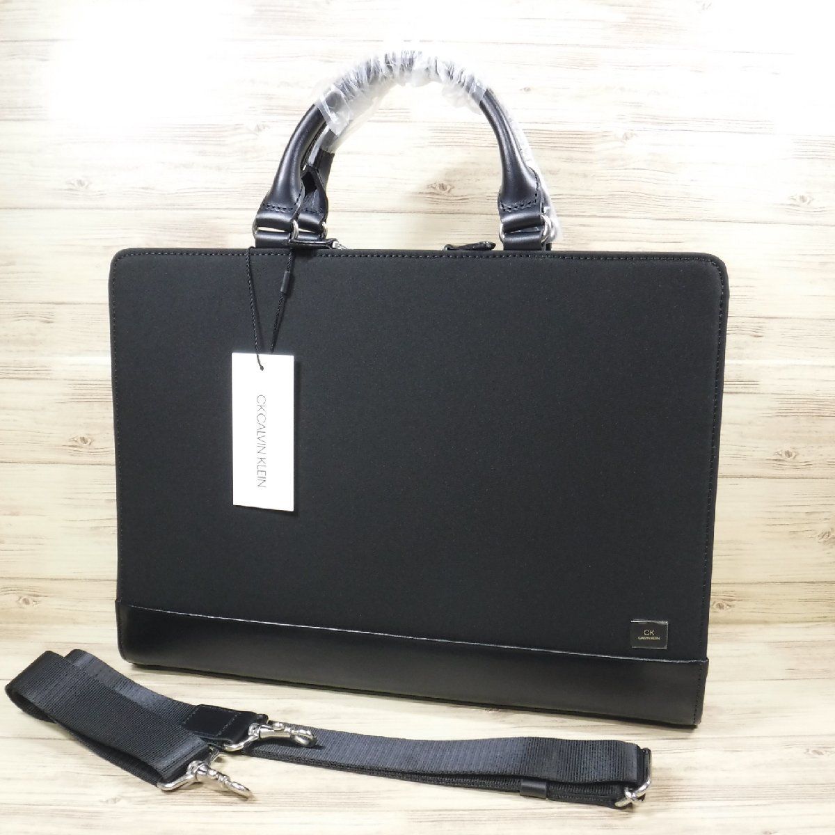 Yahoo!オークション - BB39 CK カルバンクライン 定価27500円 黒 2WAY ...