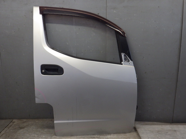 Yahoo オークション 売り切り Vm20 Nv200バネット 43r 001564 K23 右