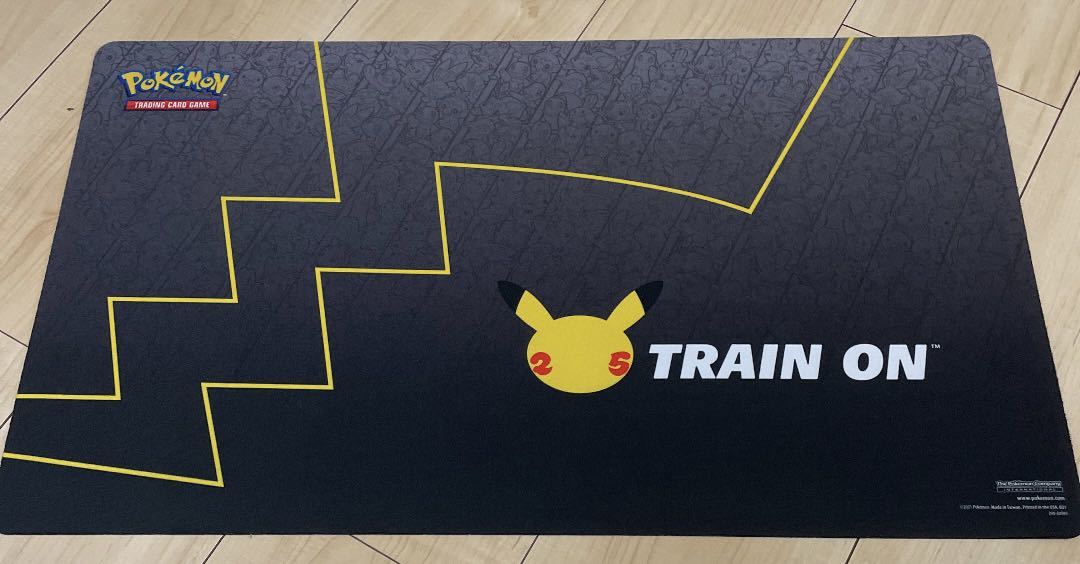 未使用品 ポケモンカード 海外版 公式 ピカチュウ 御三家 プレイ 未使用品 ポケモンカード 海外版 公式 ピカチュウ 御三家 プレイ