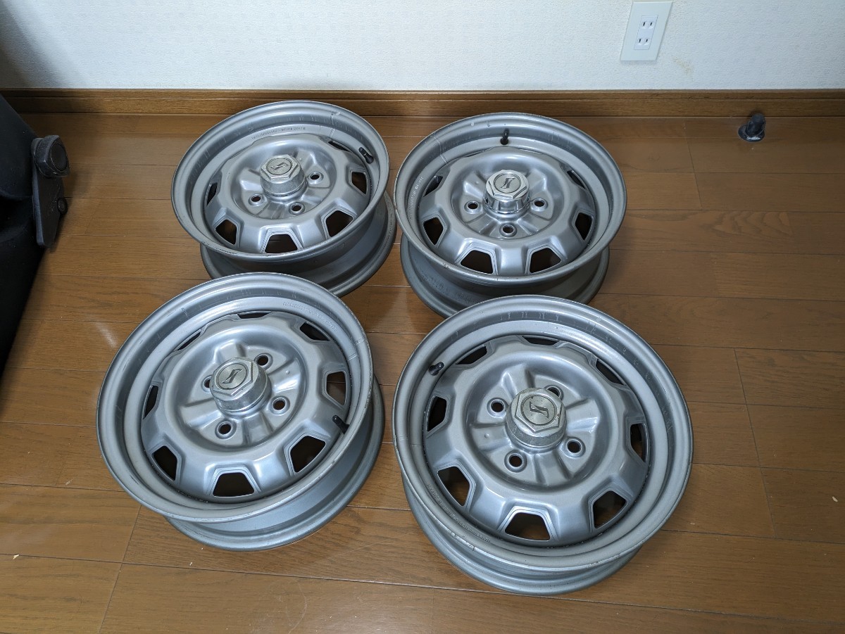 日産純正鉄チン 14インチ5jリムリング スカイライン純正キャップ付 訳あり ジャパン R30等に純正品|売買されたオークション情報、yahooの商品情報をアーカイブ公開 オークファン