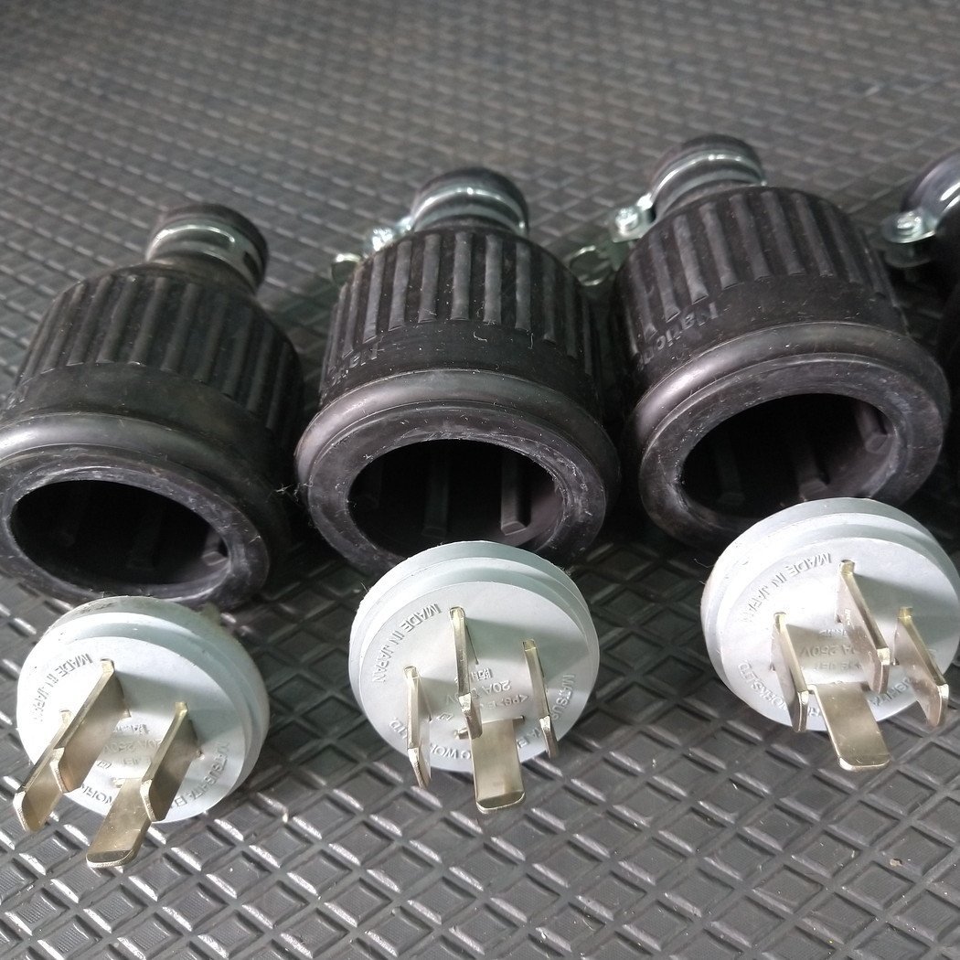 Yahoo!オークション - 未使用 200V 4P 3相 20A コンセント 5個 プラグ