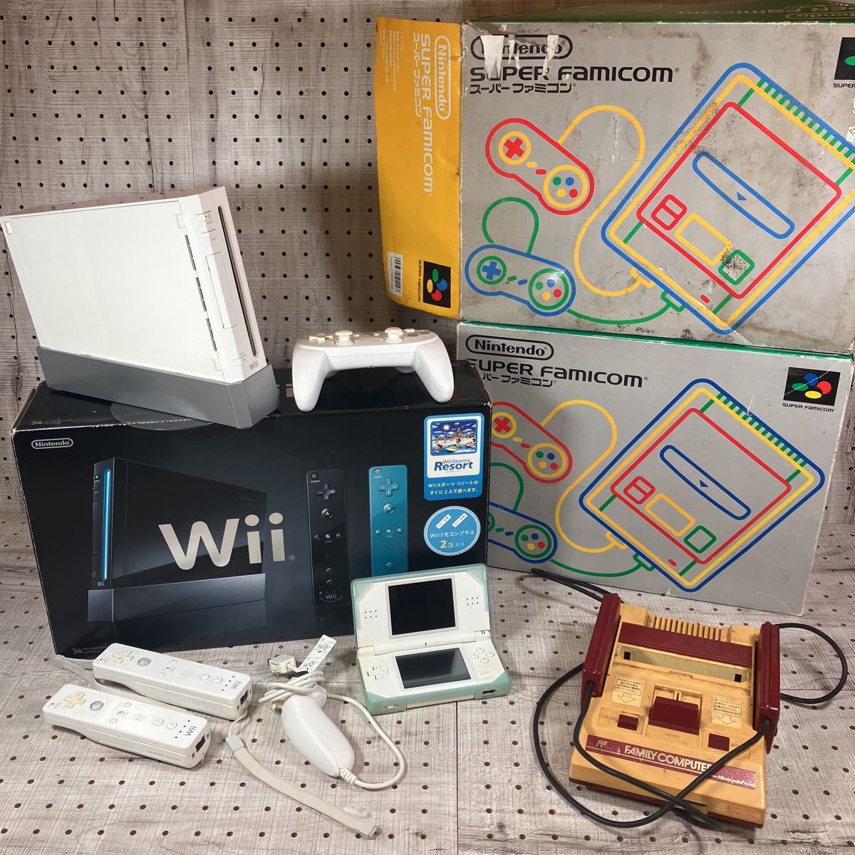 Yahoo!オークション - 1円〜/ニンテンドー/任天堂/ゲーム/本体/ファミ...