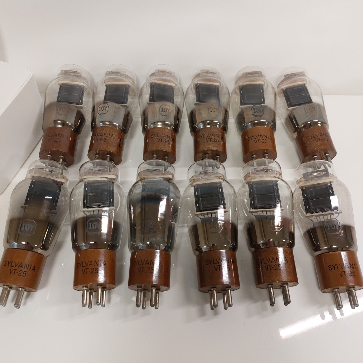 代購代標第一品牌－樂淘letao－SYLVANIA VT-25 12個 VT-25A 1個 ジャンク扱いでお願いします。表示型式が間違っていたため一度出品取り消し 訂正再出品