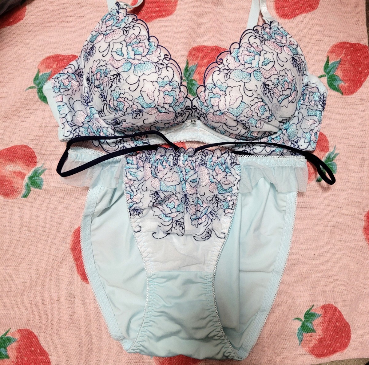 代購代標第一品牌－樂淘letao－【細身/スレンダー】ブラジャーショーツセット C65 女性下着 インナーウェア♪レディース3