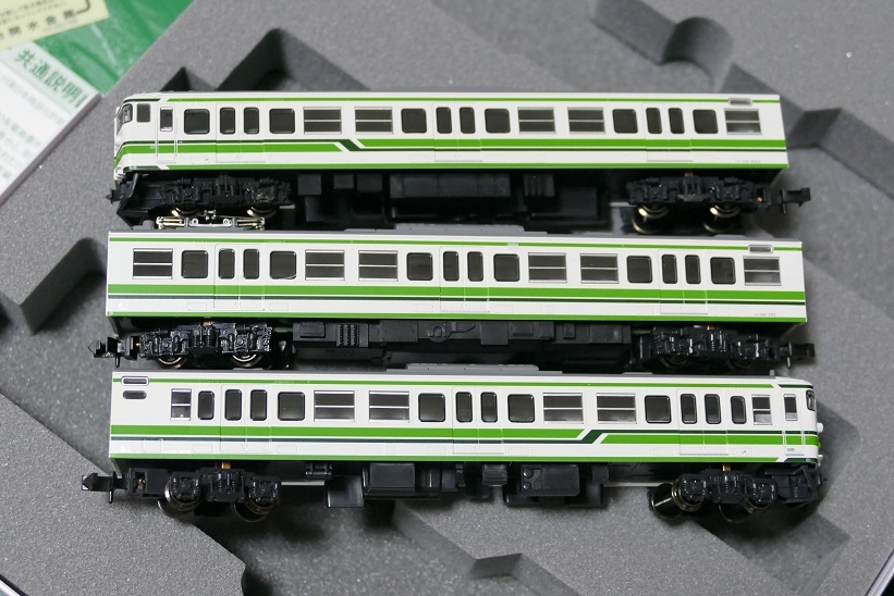115系1000番台 3両セット 新潟2次色 キムワイプ Kato 上越線 羽越本線 信越本線 白新線 越後線 113系 E129系 0903