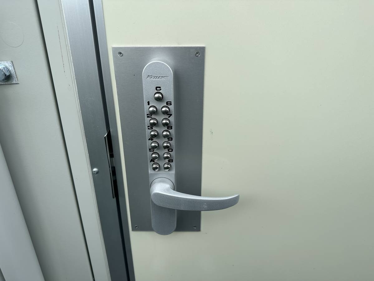 Yahoo!オークション - 三協フロンテア CT-72J ユニットハウス 2連棟 内...