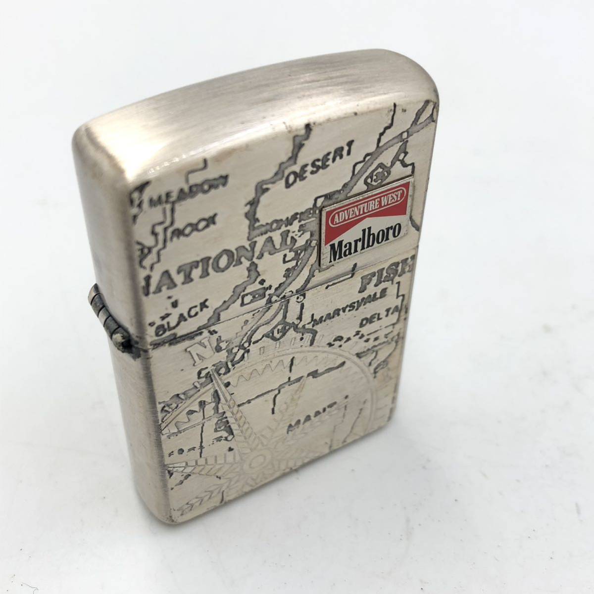8.23NG-N344 ZIPPO Marlboro マルボロ 地図 コンパス ジッポ ジッポー 2001年製 シルバー silver オイルライター DD0/DH8(Zippo)｜売買された ...
