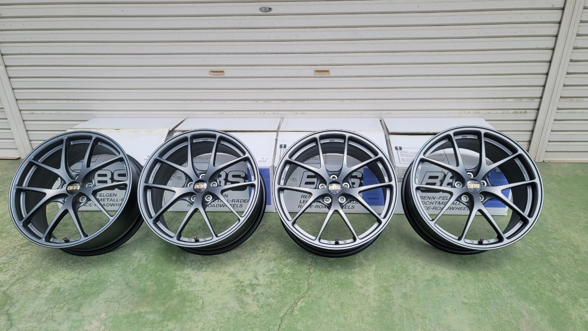 BBS JAPAN RI-A MGR マットグレイ 8.0+18 5100+45T ホイール4本セットBBS専用箱 付属品:ガバー付き(5穴)｜売買されたオークション情報、yahooの商品情報 ...