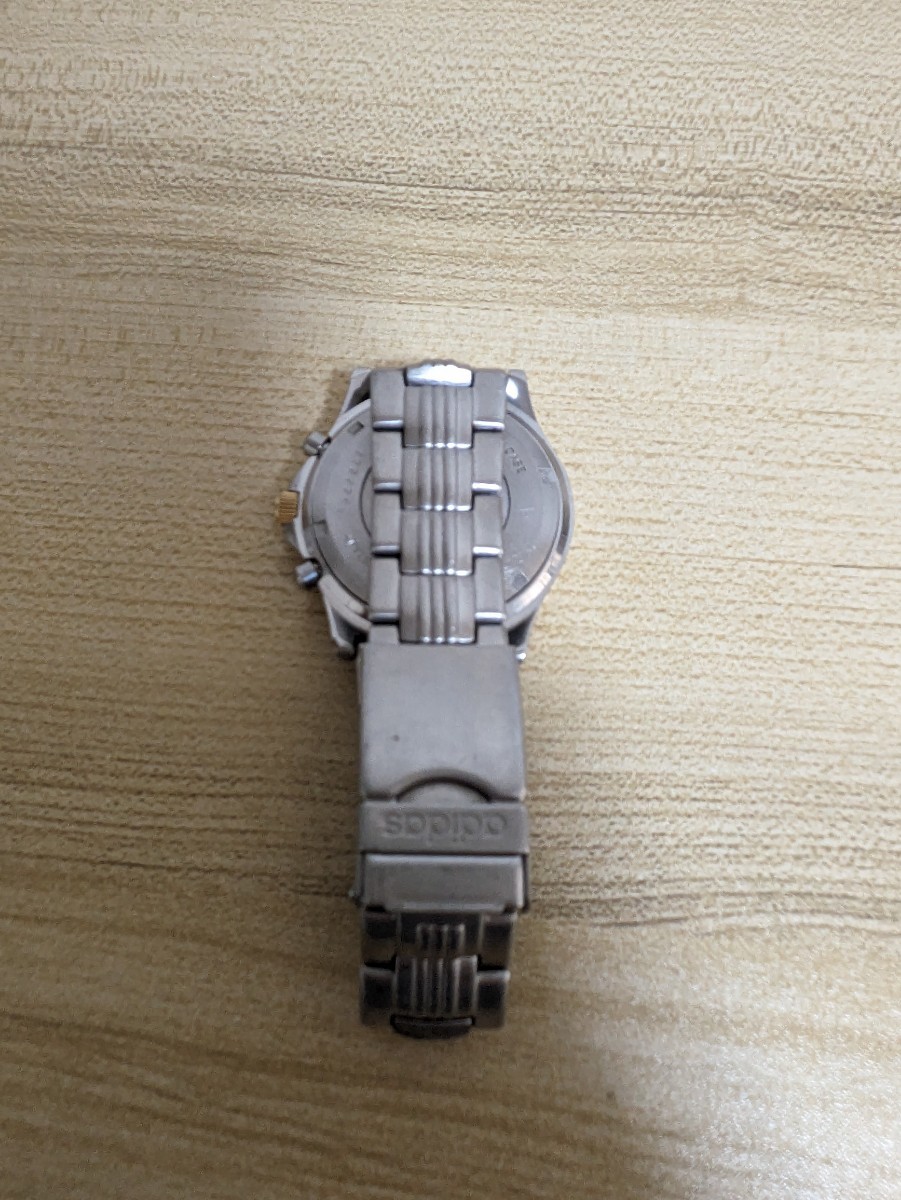 電池交換済み☆adidas アディダス EQUIPMENT クロノグラフ 10 電池交換済み☆adidas アディダス EQUIPMENT クロノグラフ 10