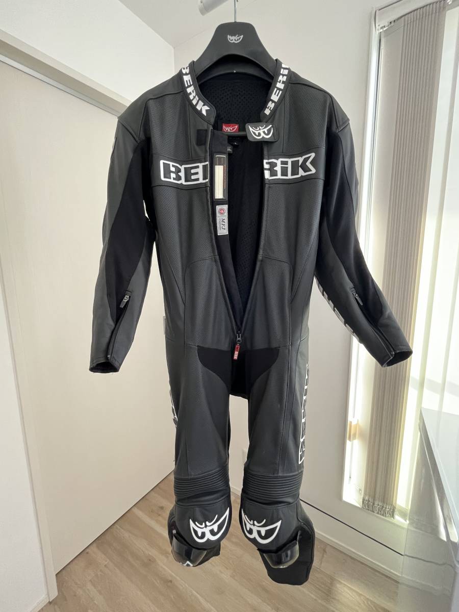 Yahoo!オークション - 【サイズL】BERIKベリックレーシングスーツ LS1-...