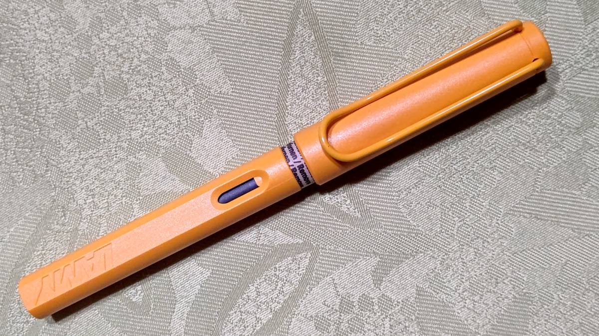 日本代購代標第一品牌【樂淘letao】－1-1 2020年 LAMY L21 MG-M サファリ 万年筆 マンゴー M中字