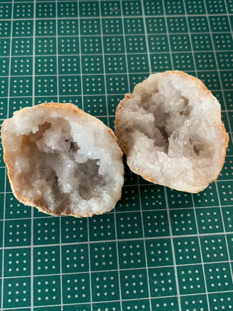 Yahoo!オークション - おすすめ 天然石 瑪瑙 ジオード 66g キラキラ