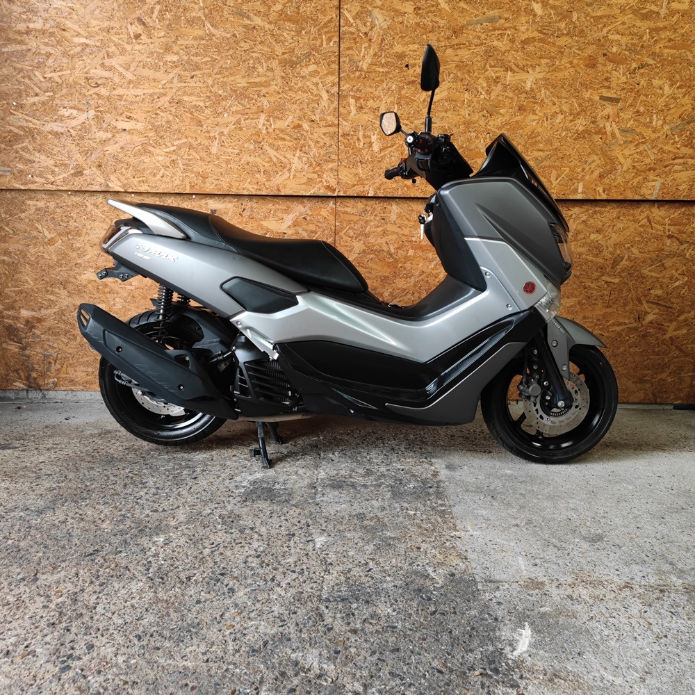 Yahoo!オークション - N MAX 155 cc SG50J 18 000㎞ 距離浅め