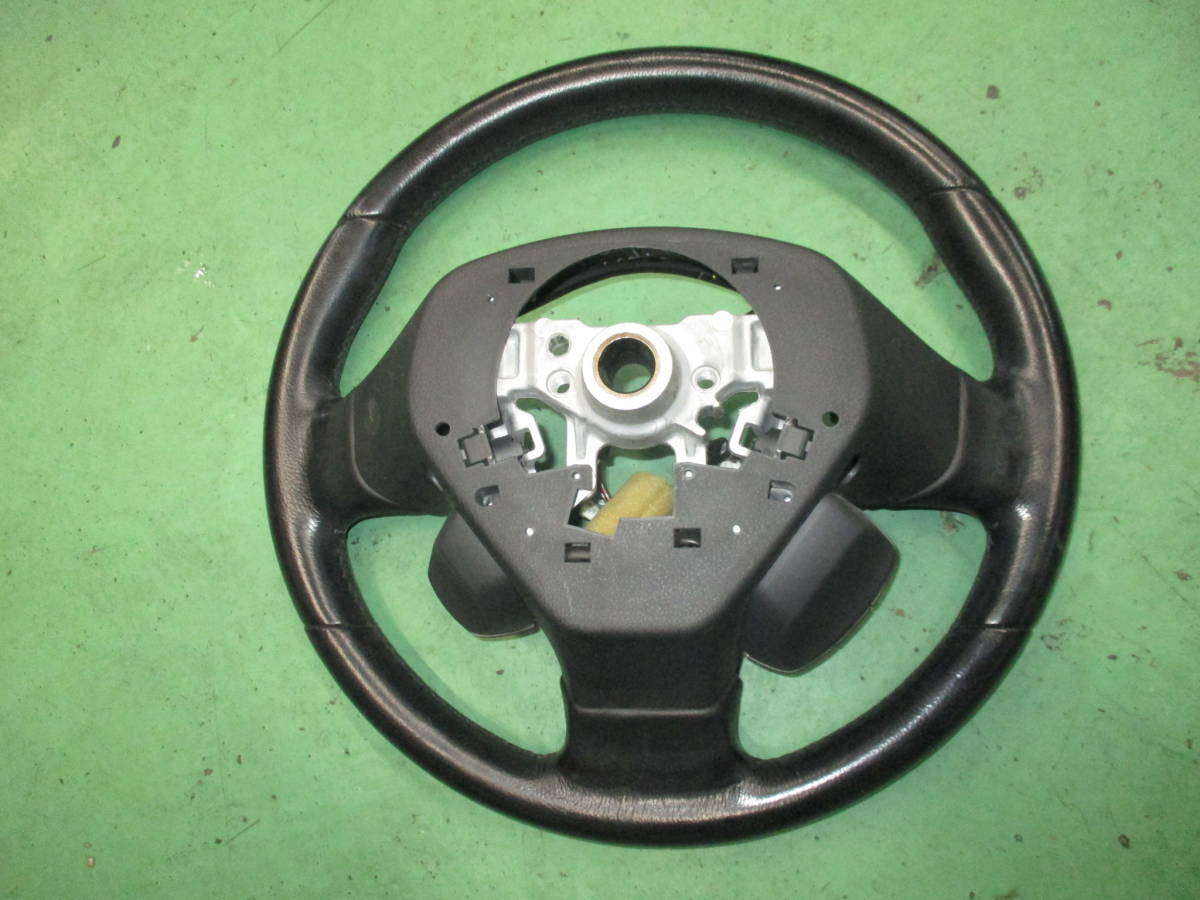 Yahoo!オークション - レガシィ（BP5・BL5）GT MOMOステアリング ...