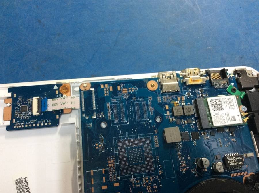 hp 15-au106TU Pavilion Core i5 7200U 2.50GHz 8GB 現状品(15インチ～)｜売買されたオークション情報、yahooの商品情報をアーカイブ公開 ...