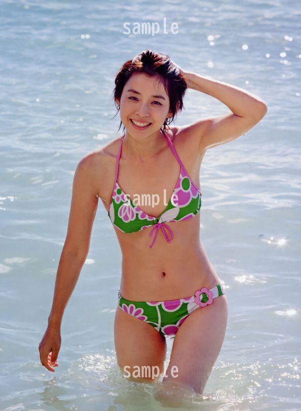 代購代標第一品牌－樂淘letao－B2 サイズ 【 石田ゆり子 】等身大 風 大判 ポスター 超大判 【即日発送！】判 L 写真 A1 22-12-6