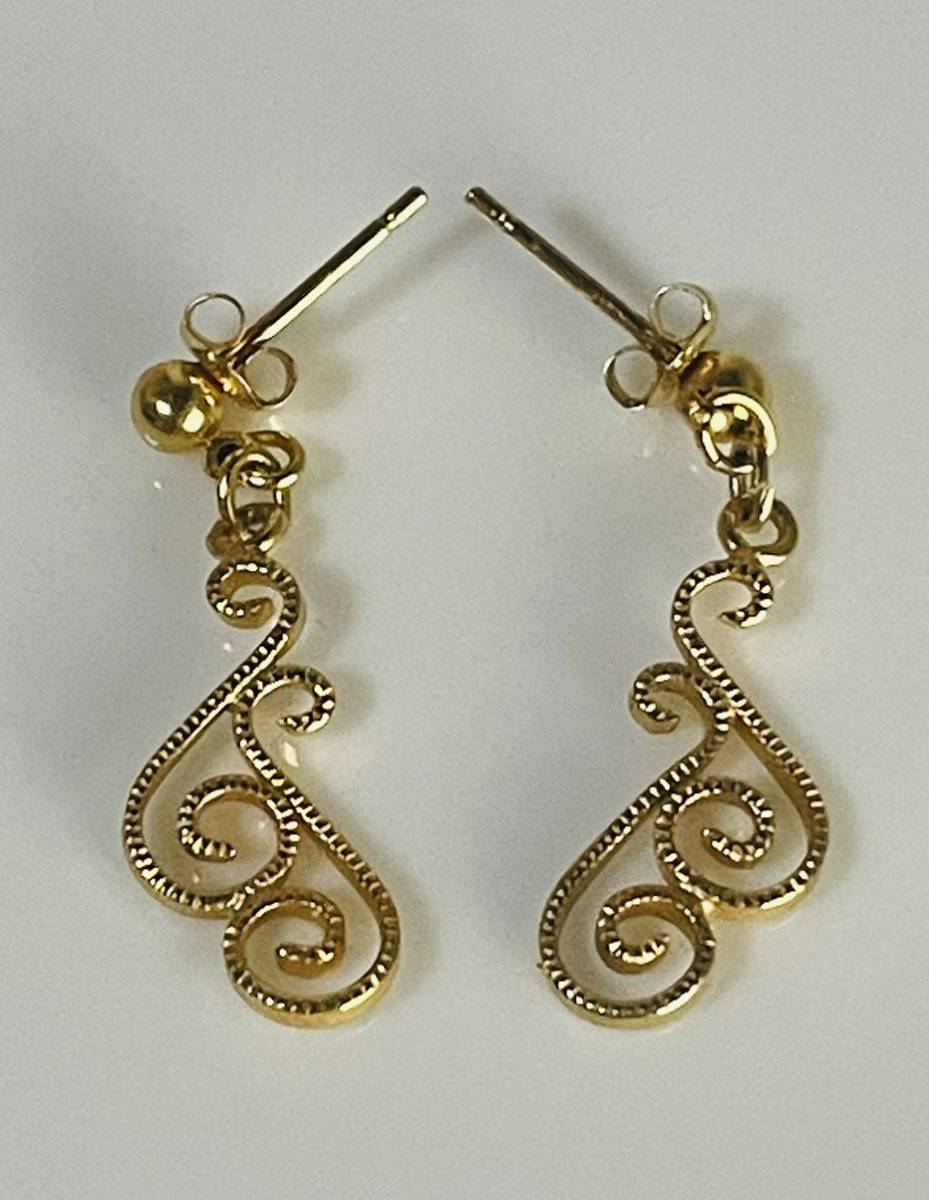 Yahoo!オークション - K18 YGピアス