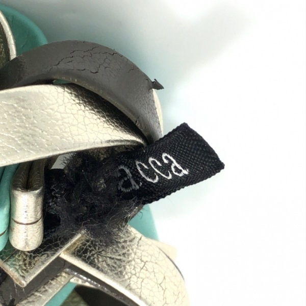 Yahoo!オークション - アッカ acca シュシュ - レザー ゴールド×ライ...