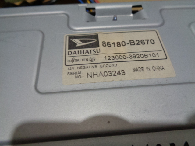 Yahoo!オークション - (H29) ダイハツ 純正 CD AUX デッキ 86180-B2670...