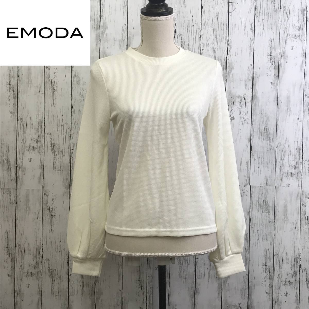 Yahoo!オークション - EMODA エモダ 長袖Tシャツ Fサイズ ホワイト S12...