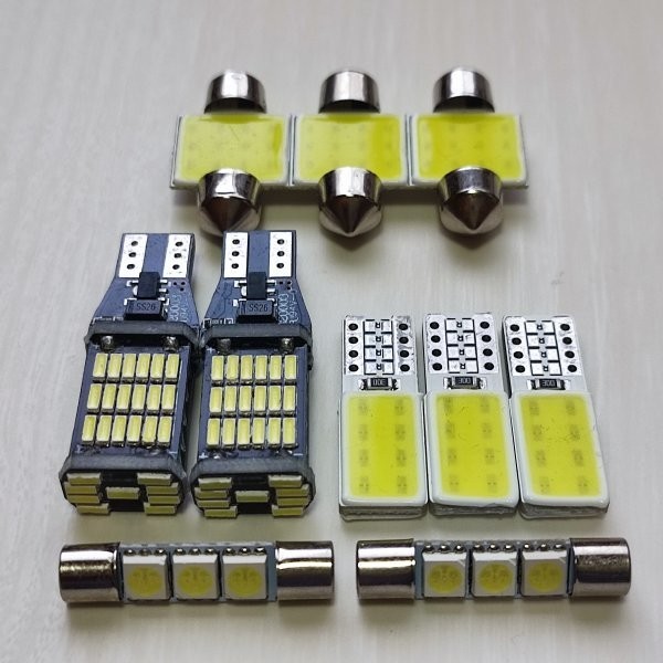 Yahoo オークション Bn9 レガシィ B4 爆光 Led ルームランプ バック