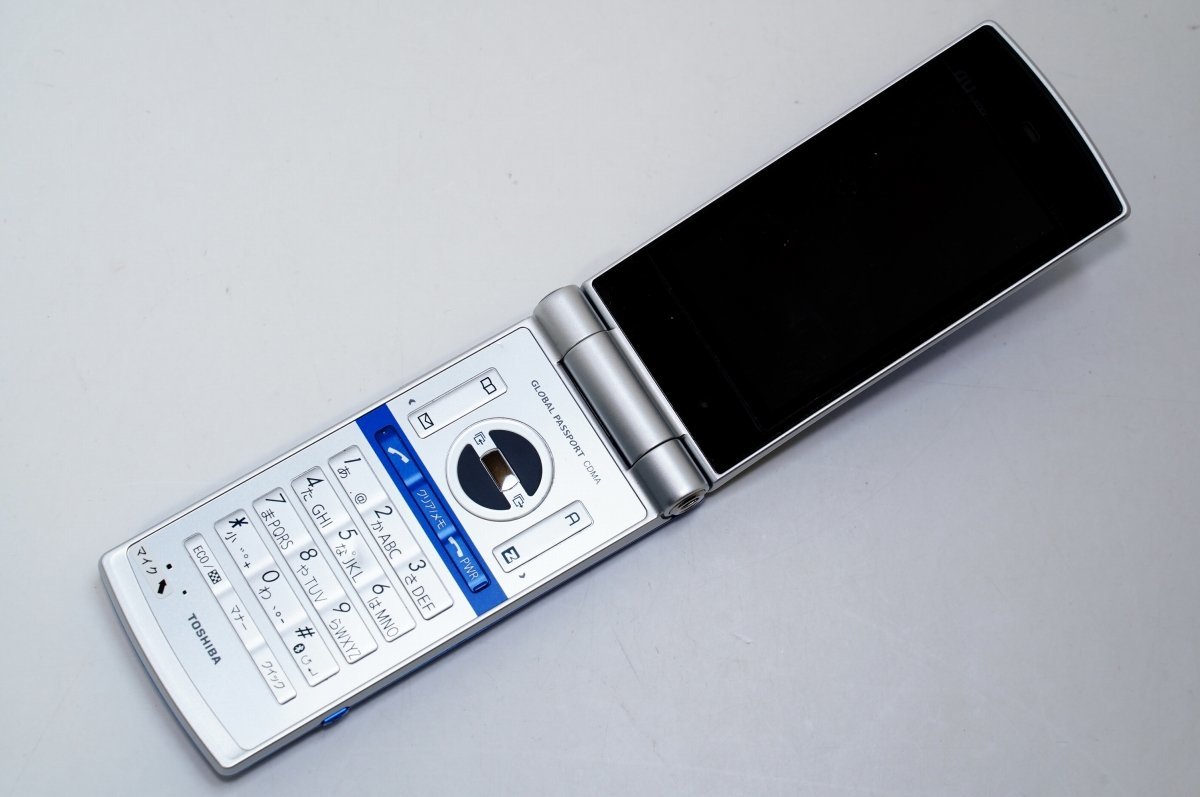 Yahoo!オークション - au ガラケーT005 TOSHIBA 携帯電話 ガラケー 作...