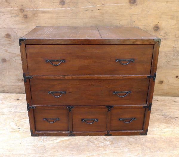 Yahoo!オークション - a444 取っ手がレトロ調 木製 三段タンス チェス...