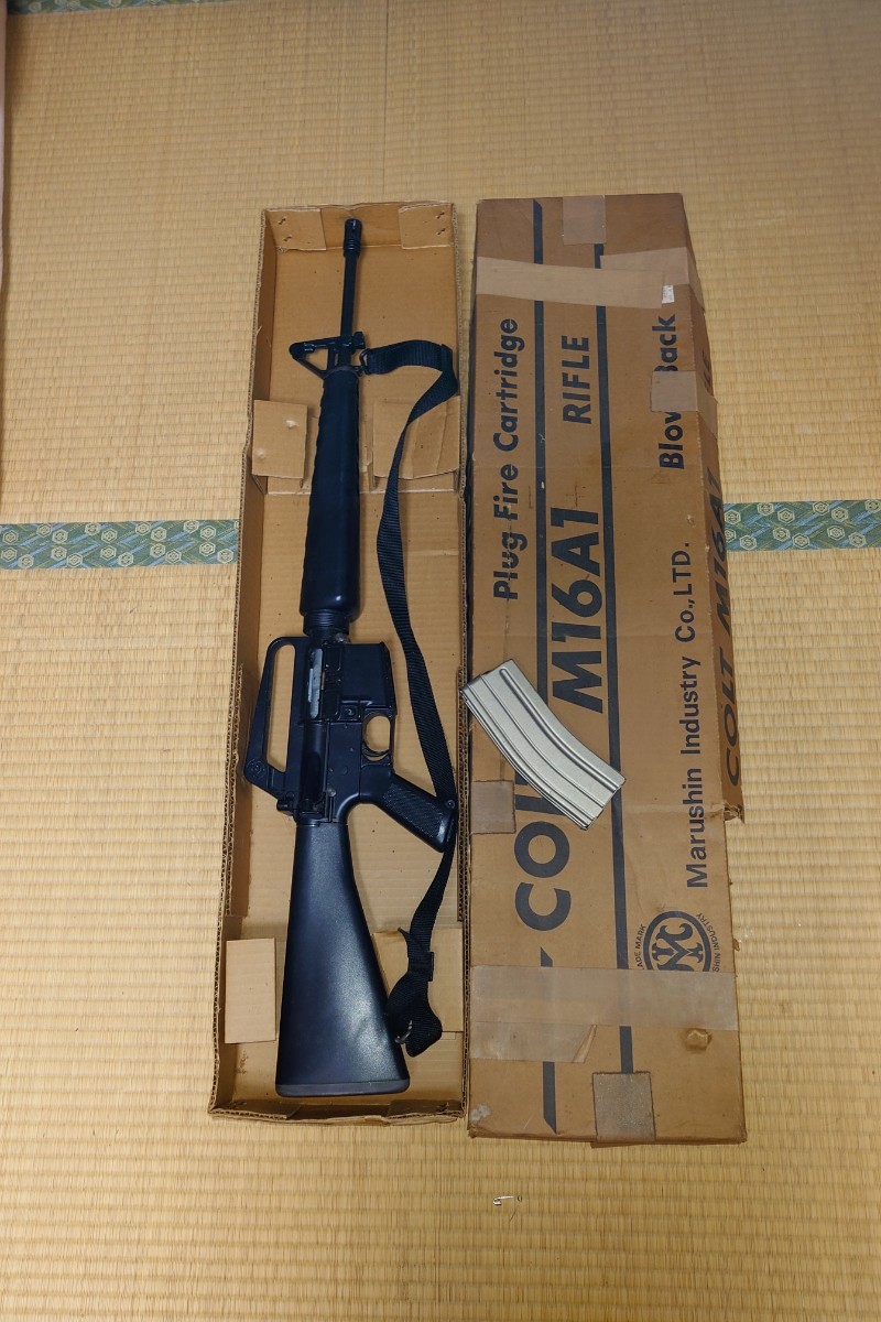 Yahoo!オークション - モデルガン金属製M16