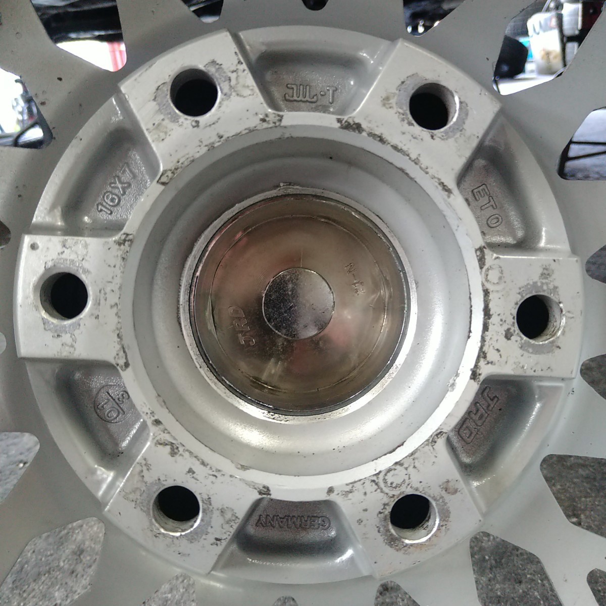 Yahoo!オークション - rial wheel リアルホイール 7J×16 139.7 6H ET0...