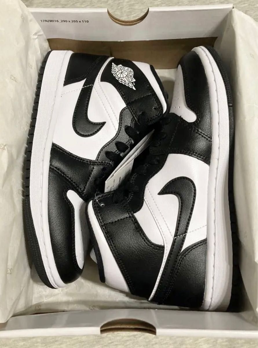 本日SALE最終日 ラスト①点 【新品】NIKE AIR JORDAN 1 MID 本日SALE最終日 ラスト①点 【新品】NIKE AIR JORDAN 1 MID