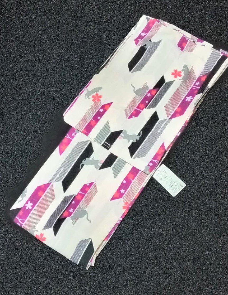 Yahoo!オークション - 7230 洗える 単衣着物 Lサイズ「猫・矢絣」-