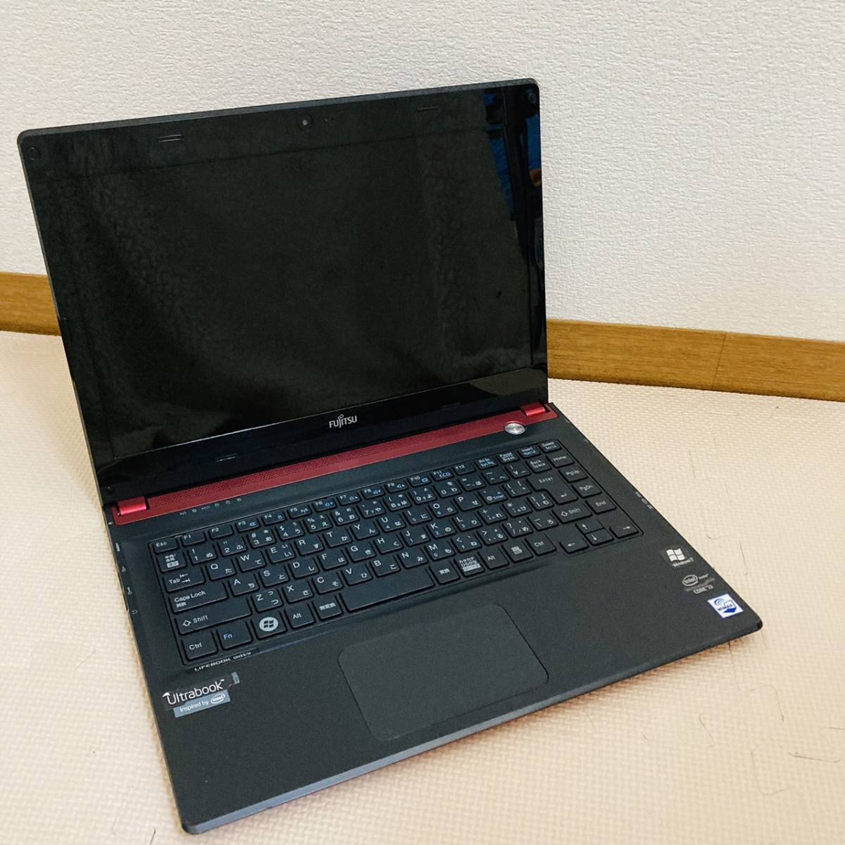 Yahoo!オークション - ジャンク出品 Corei3 ノートPC FUJITSU UH55/H ...